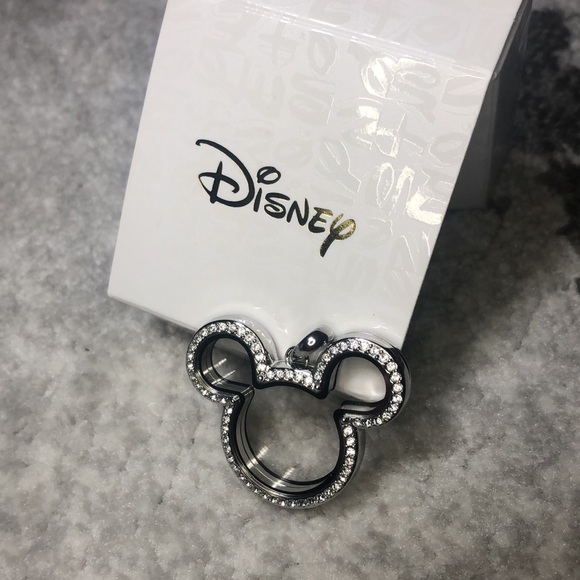 Origami Owl | Jewelry | Nwt Disney Mickey Mouse Living Locket | Poshmark